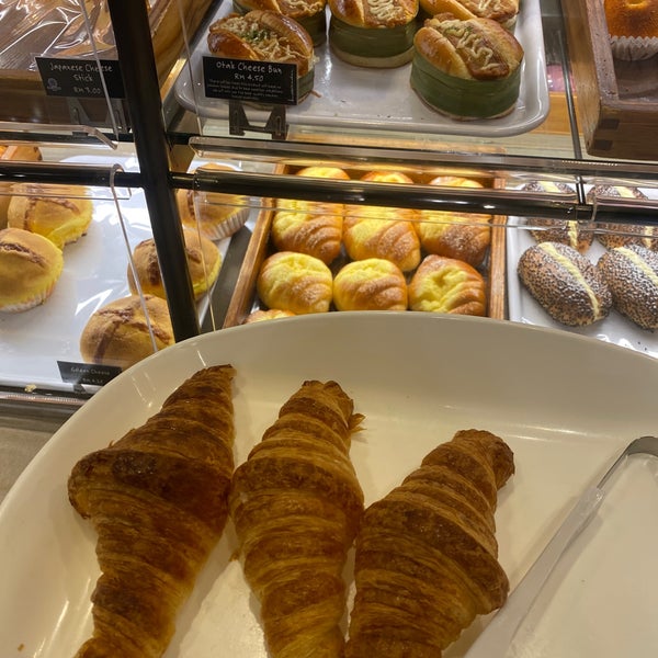 Tried 3 different brand of crossaints at Pavilion