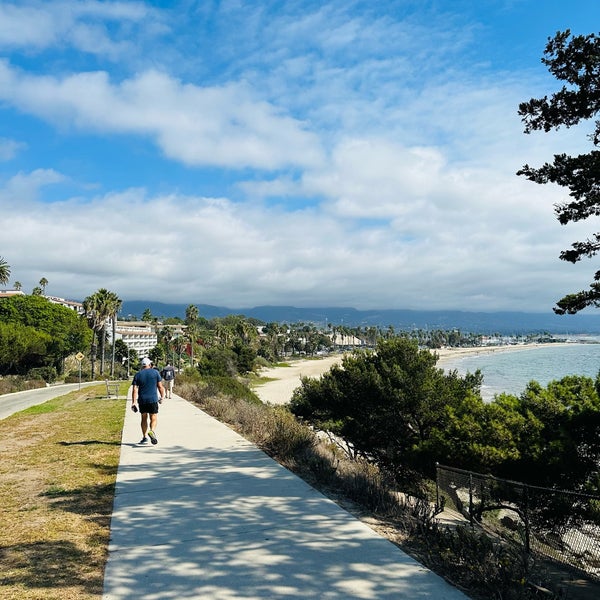 Leadbetter Beach & Park - 15 tips from 2073 visitors