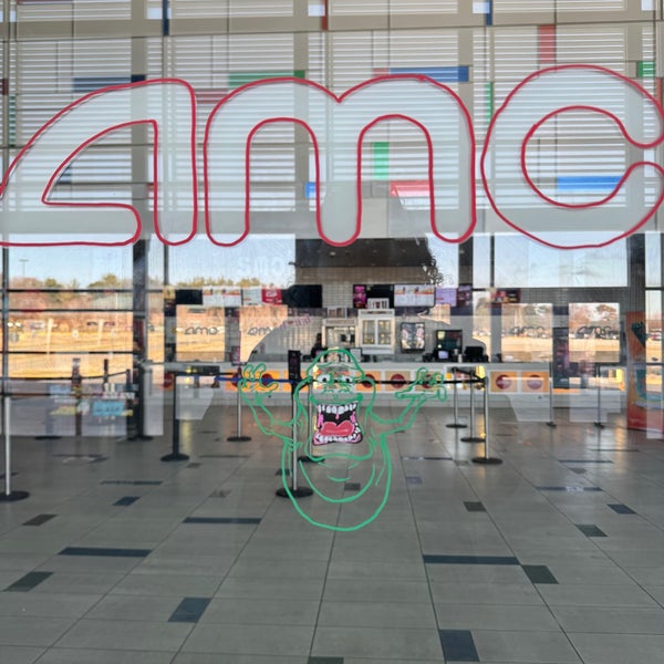 Photos at AMC CLASSIC Westroads 14 - Movie Theater in Central Omaha