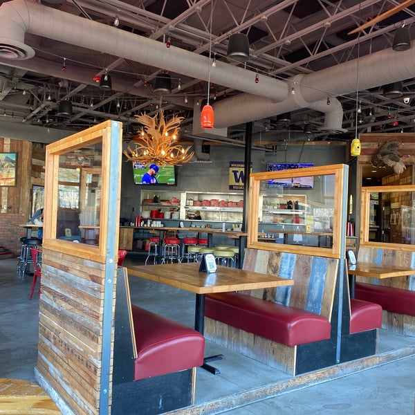 Sam's Tavern - Downtown Redmond - 3 tips from 272 visitors