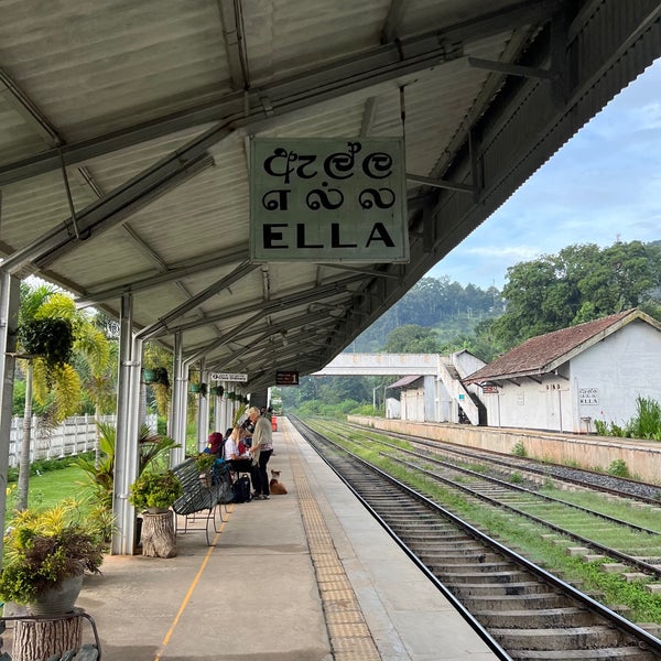 Ella Railway Station - Rail Station