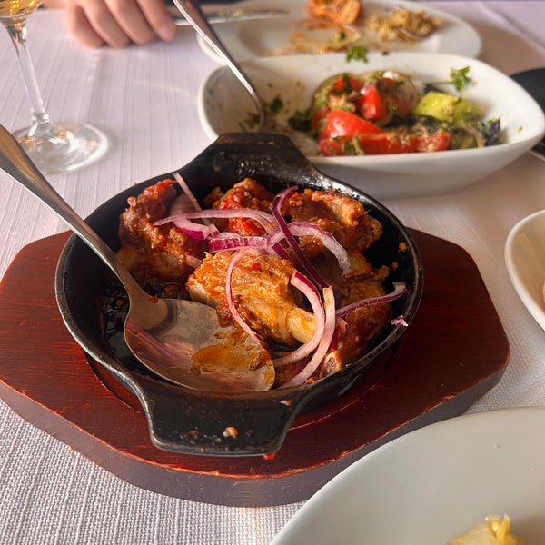In the Shadow of Metekhi | მეტეხის ჩრდილში - Caucasian Restaurant in ...