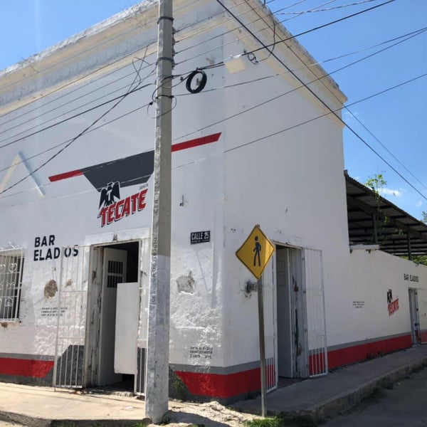 Eladios Cantina - 25