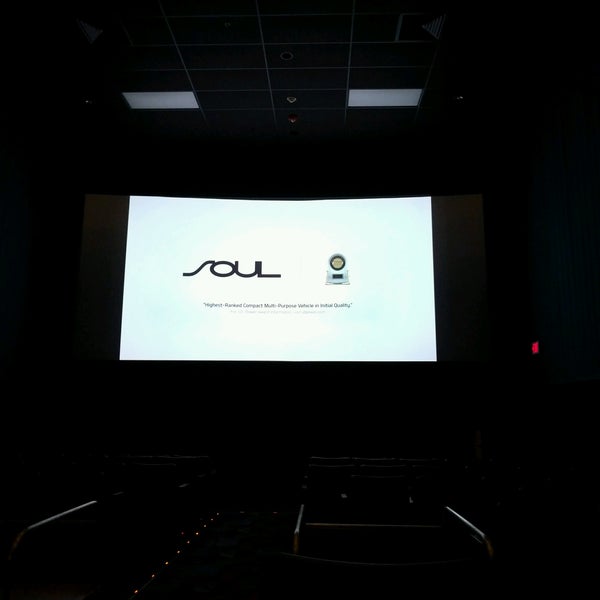 Photos at Regal Hamilton Commons - 39 tips from 3524 visitors