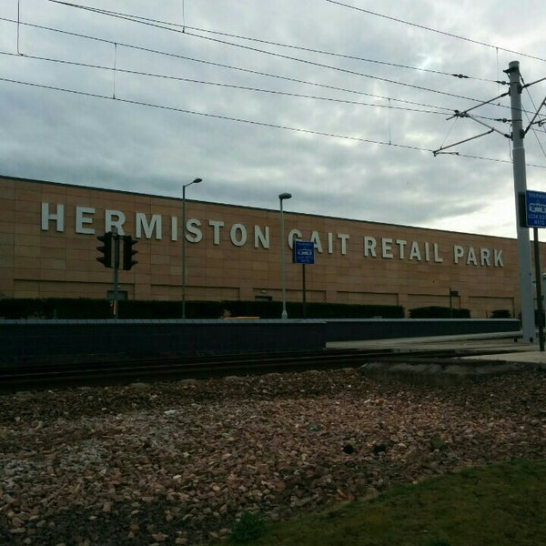 Hermiston Gait Retail Park - Shopping Plaza in Edinburgh