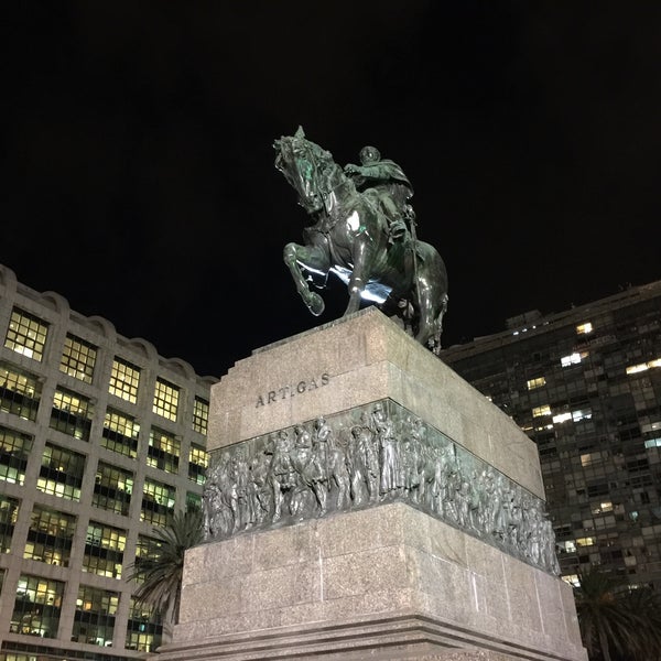 IBM Uruguay - Ciudad Vieja - Montevideo, Montevideo