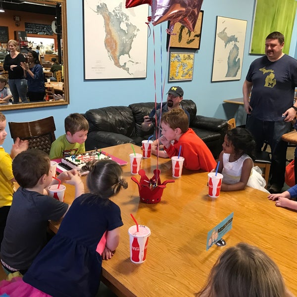 Chelsea Treehouse - Chelsea, MI