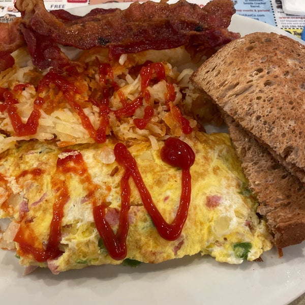 Lyndon City Line Diner - Lancaster, PA