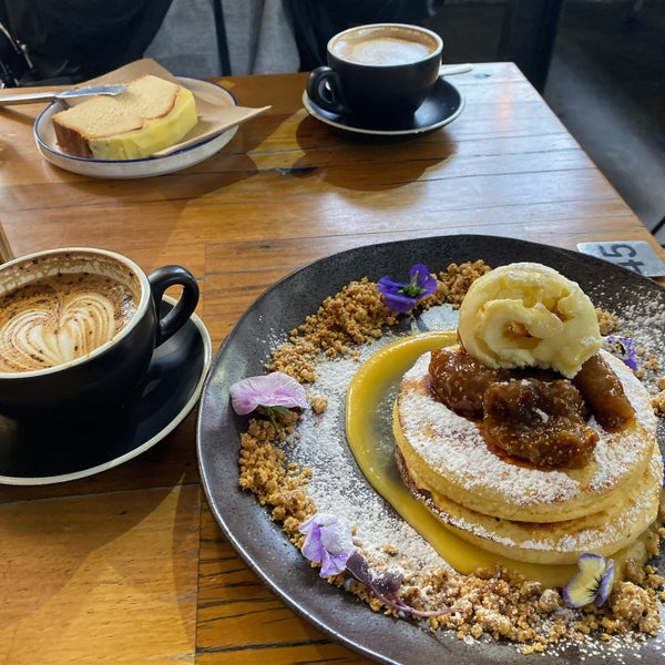 Di Bella Roasting Warehouse - North Melbourne - 35 tips from 885 visitors