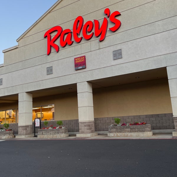 Raley's - Grocery Store