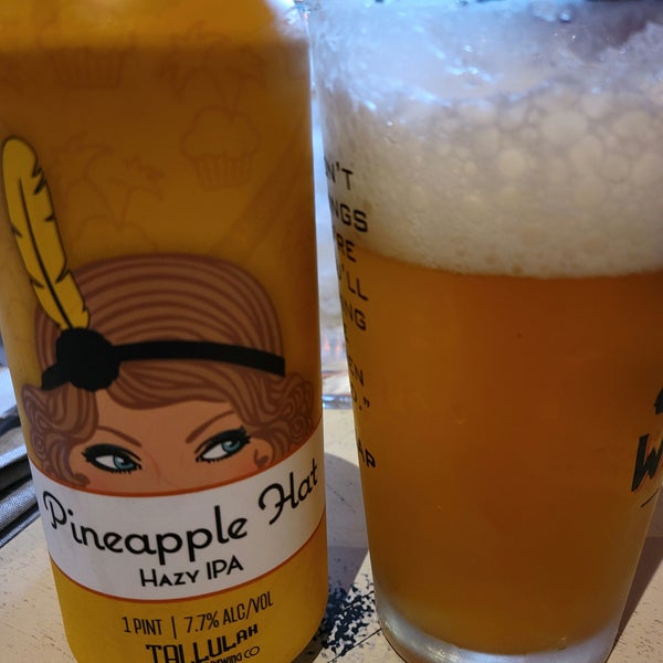 Zazu Gastropub - 149 E Magnolia Ave