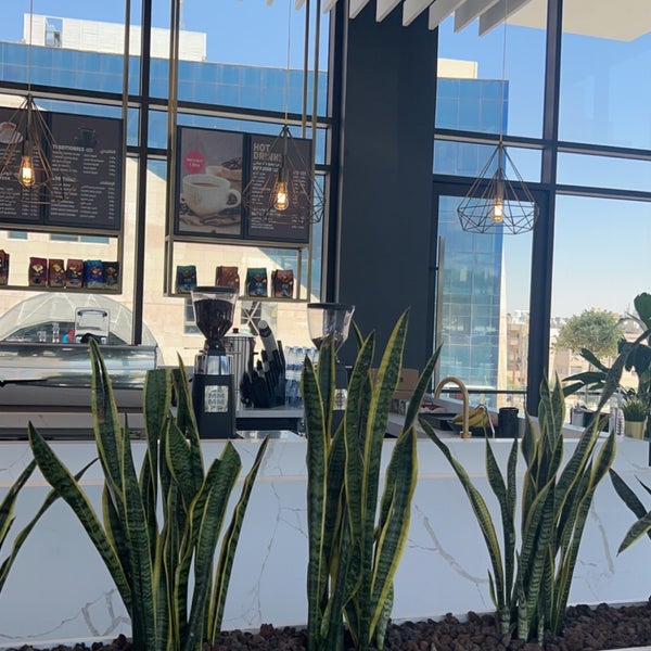 Marouf Cafe - 4 visitors