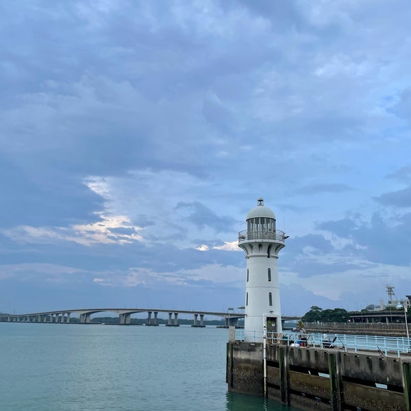 Johore Strait Lighthouse - Lighthouse in Tuas