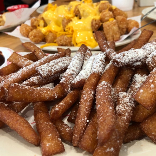 Johnny Rockets - 1000 Universal Studios Blvd