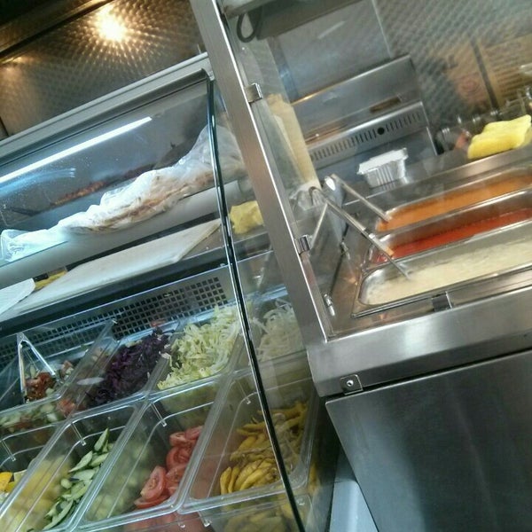 Crystal Kebab - Kebab Restaurant in Finsbury Park