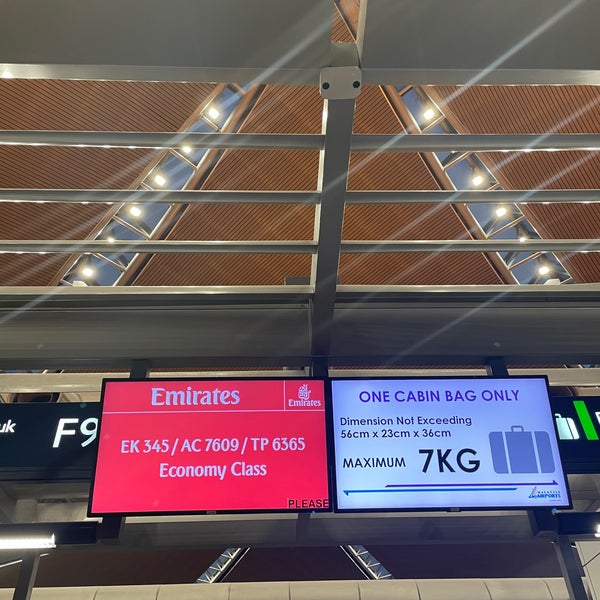 Emirates Check-In Counter (G) - 4 tips from 455 visitors