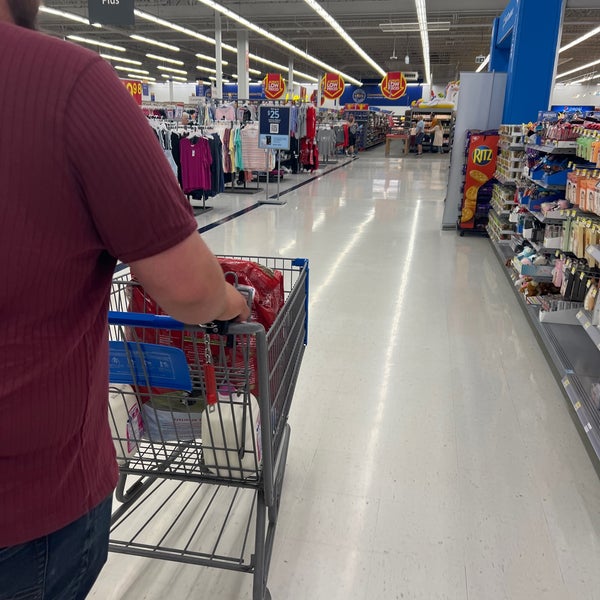 Walmart Supercentre - Big Box Store in Fort Saskatchewan