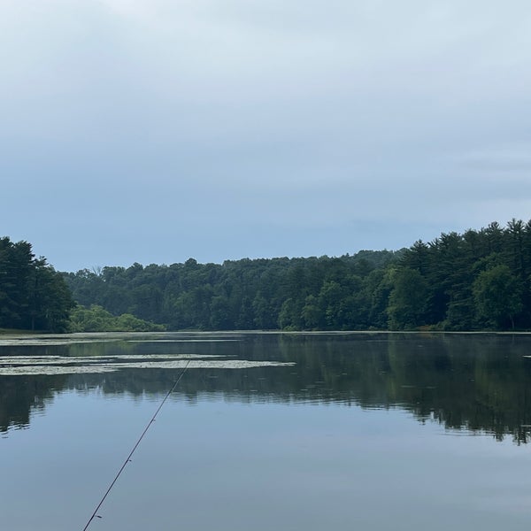 Sweet Arrow Lake Park - Beach