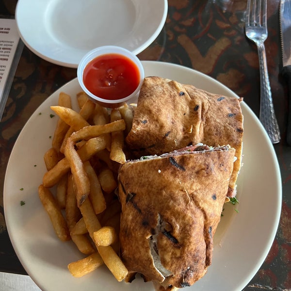 Canal Bistro Mediterranean Grill - Broad Ripple - 33 tips