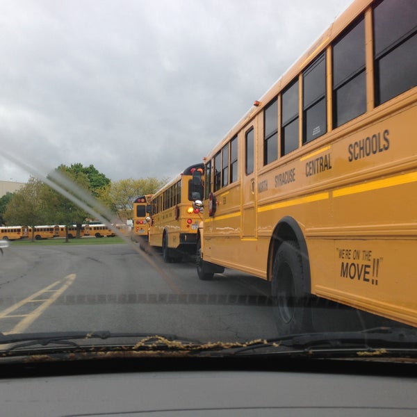 North Syracuse Junior High School - Middle School in North Syracuse