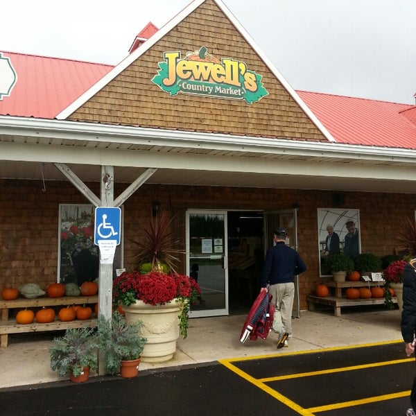 Jewell's Country Market - 2 tips