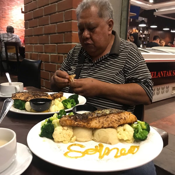 Photos at Melantak Steak Hub - Melaka, Melaka