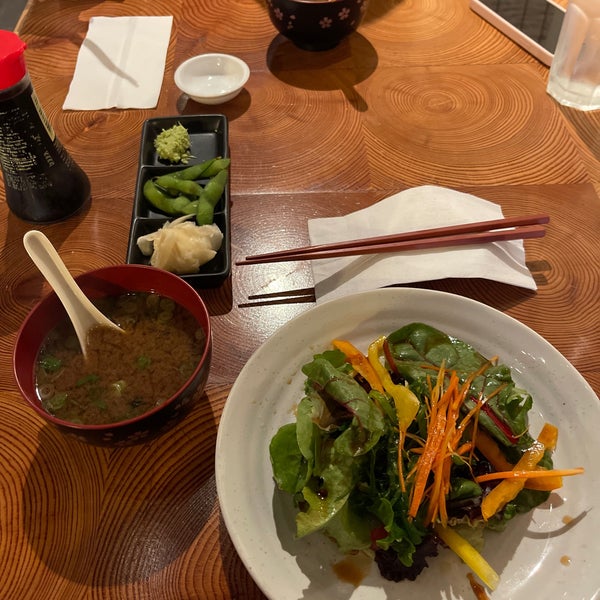 Hitoe Sushi - Kitsilano - 16 tips from 290 visitors