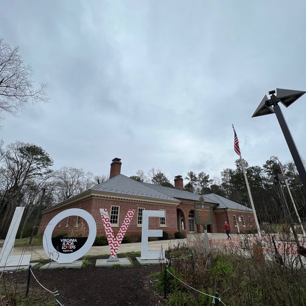 Virginia Welcome Center - 40 tips from 8916 visitors