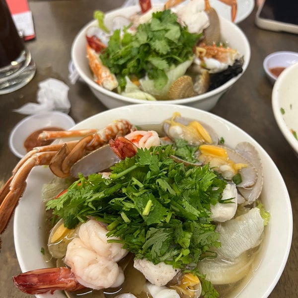 海脚人海鲜粉鱼头米 Hai Kah Lang Seafood & Fish Head Noodle - Cheras - 2 tips ...