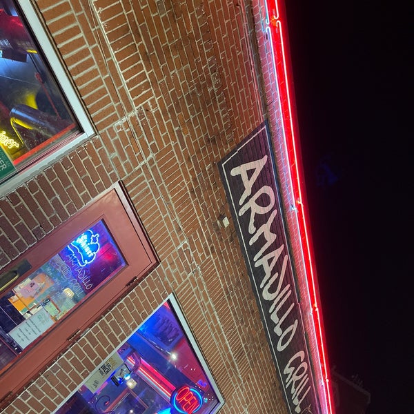 Armadillo Grill - 57 tips