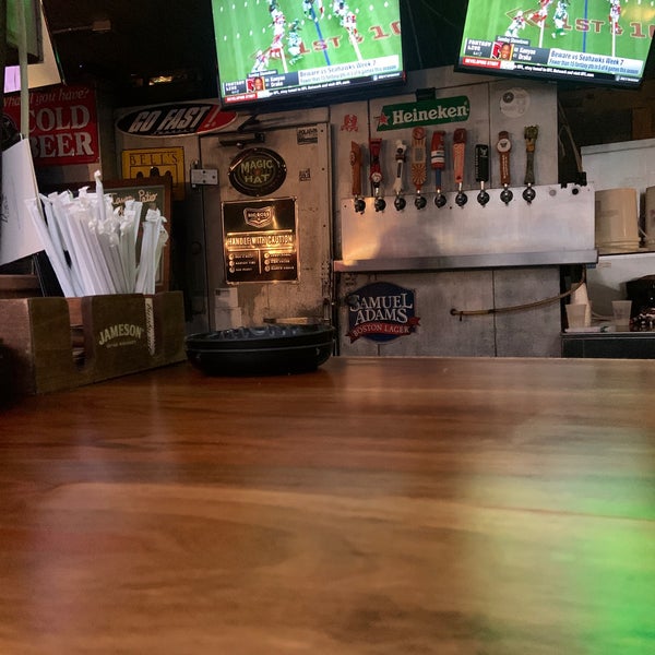 The Bell Tree Tavern - Pub in Southern Pines