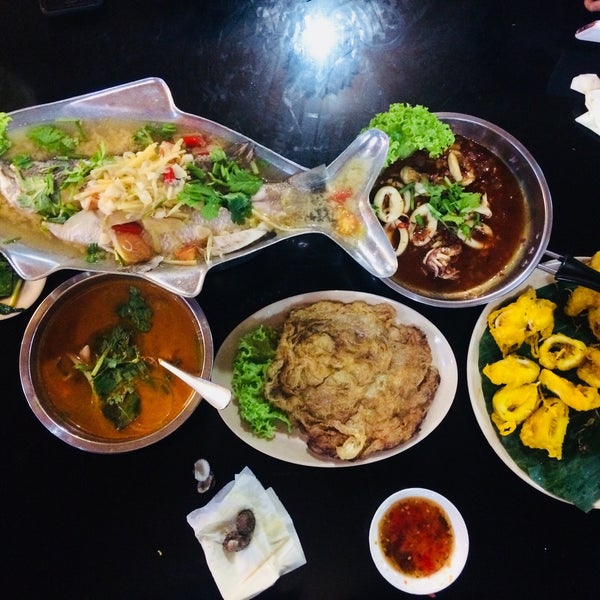 Tenang Seafood Restaurant - Batu Buruk - 63 tips from 1749 visitors