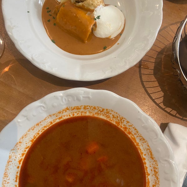 Gettó Gulyás - Hungarian Restaurant in Budapest
