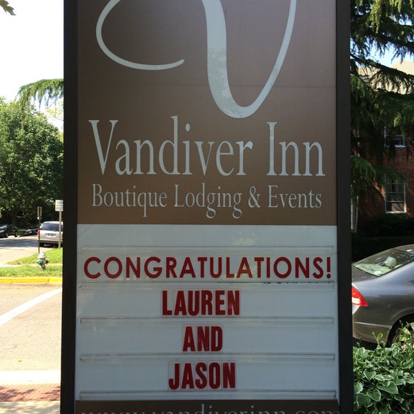 Vandiver Inn - 3 tips