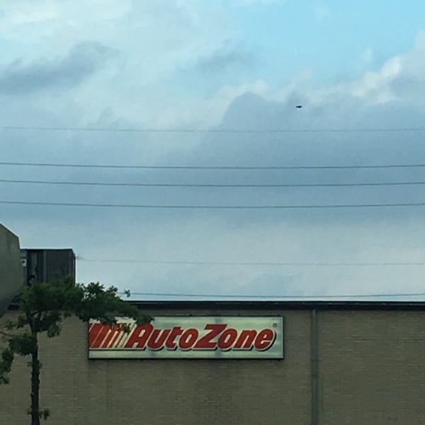 AutoZone - 3 tips from 142 visitors