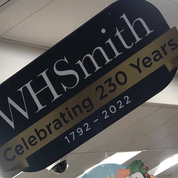 WHSmith - Central Liverpool - Lime Street Railway Station