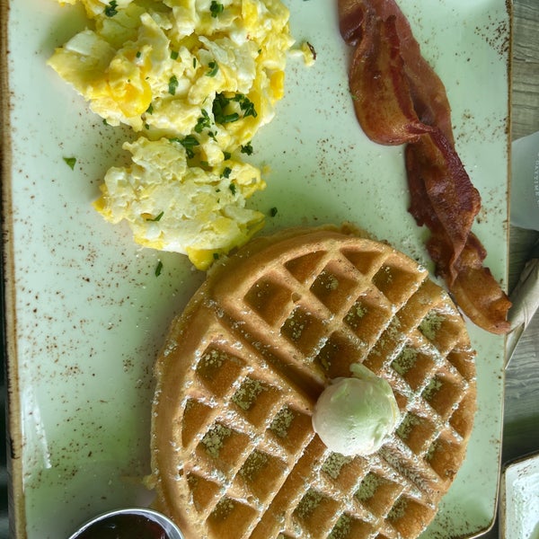 First Watch - Breakfast Spot