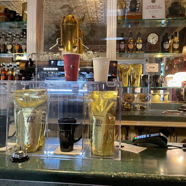 Uncommon Grounds - Uptown - 48 tips from 1371 visitors