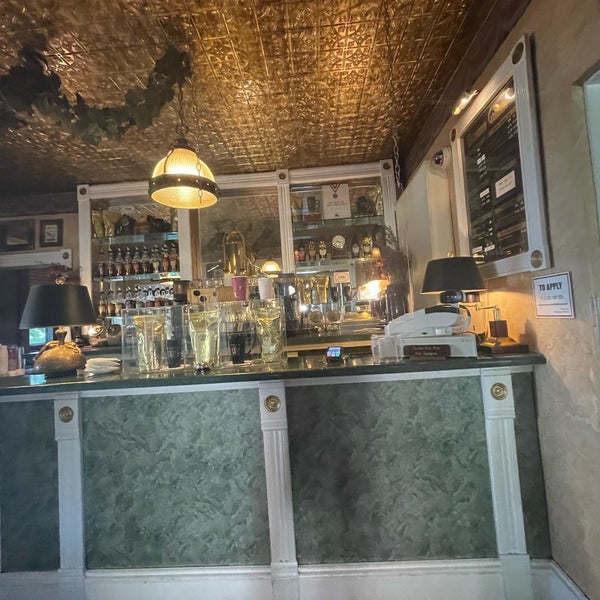 Uncommon Grounds - Uptown - 48 tips from 1371 visitors