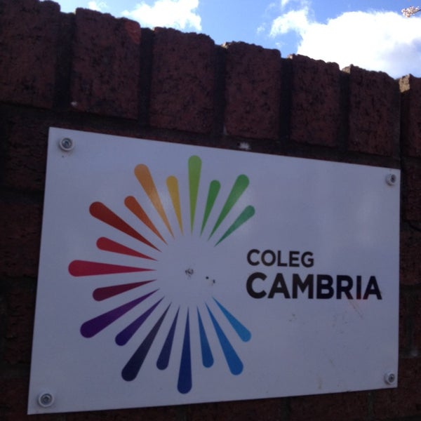 Coleg Cambria - Yale - General College & University in Wrexham