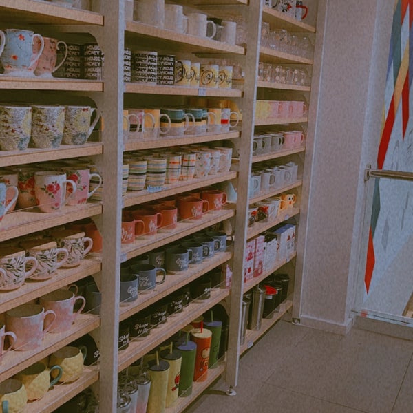 Miniso (Al-Liwan) - Arts and Crafts Store in Hamala