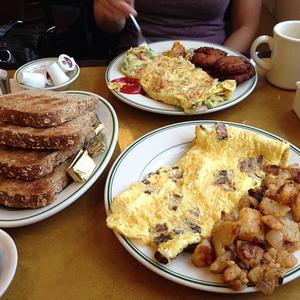 Famous 4th Street Delicatessen - Queen Village - Pennsport ...