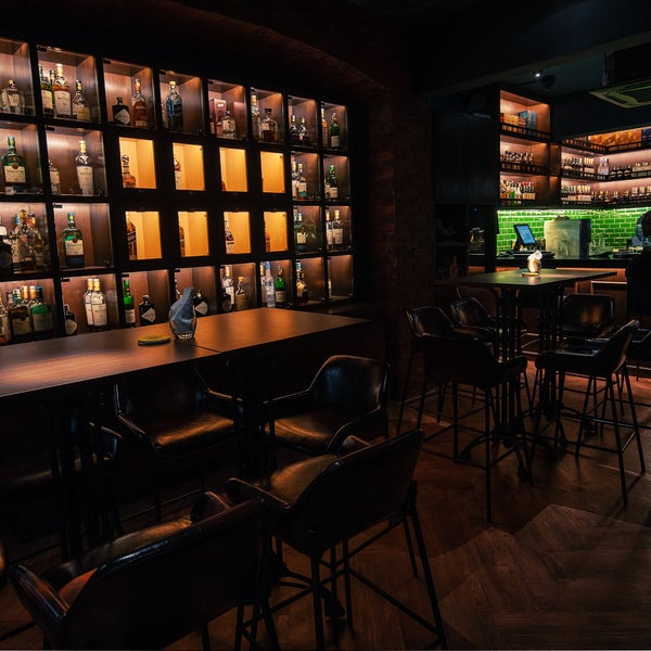 Esquire Room Ttdi - Lounge