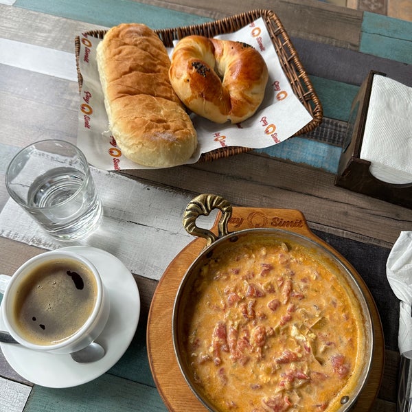 Cay Simit - Turkish Restaurant