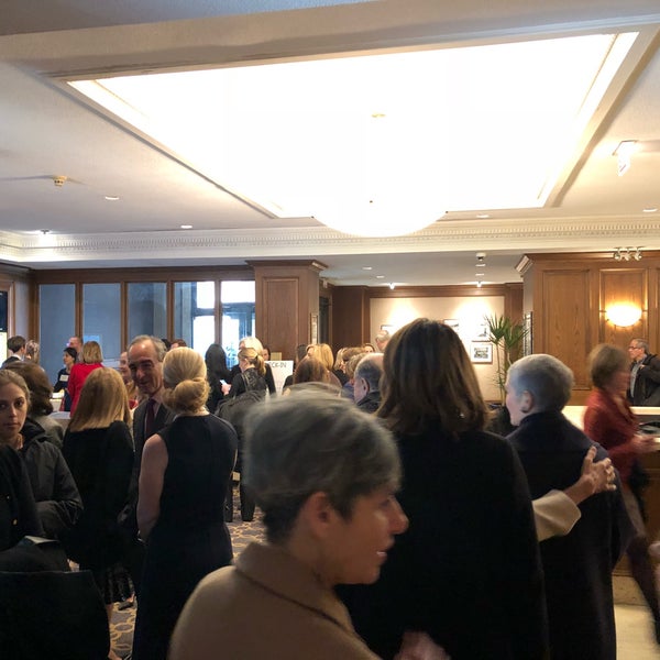 Standard Club - The Loop - 18 tips from 1466 visitors