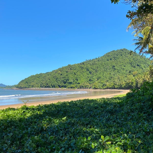 Bingil Bay Beach - Bingil Bay, QLD