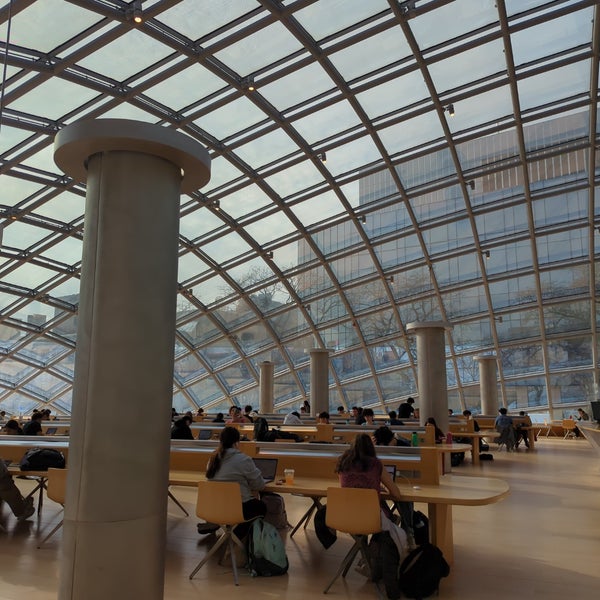Joe and Rika Mansueto Library - College Library in Chicago