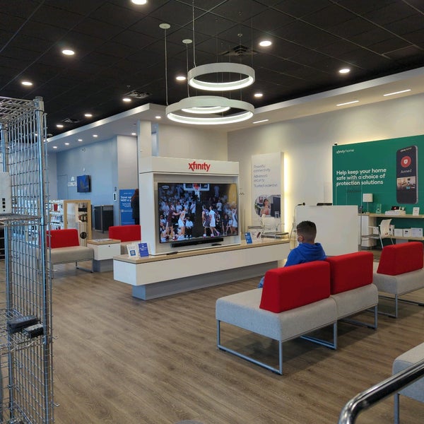 Comcast - Electronics Store