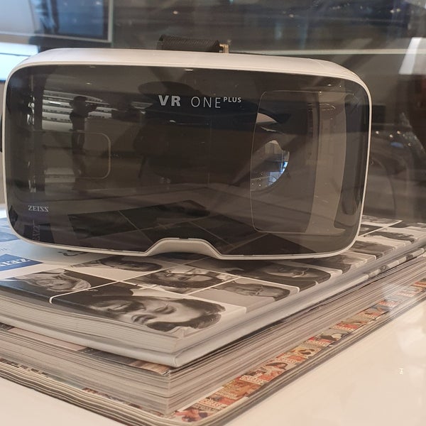 Zeiss Vision Center - Optical Shop in Brasilia