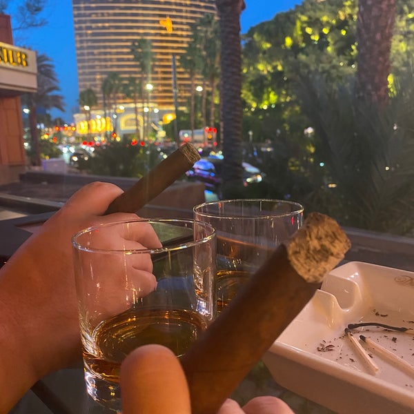 Davidoff of Geneva - Lounge